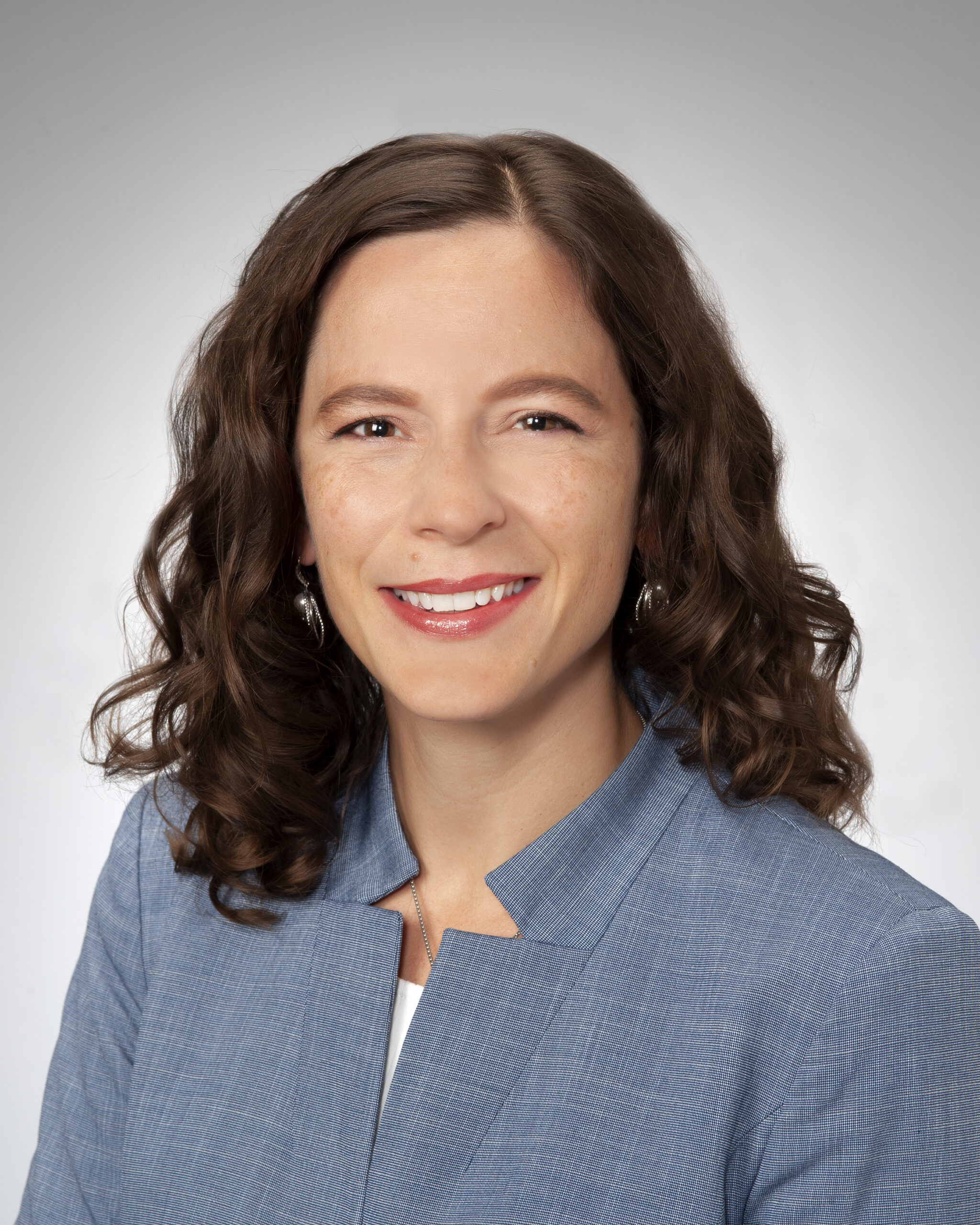 Meet the Faculty: Amanda Stapleton - Eye & Ear Foundation of Pittsburgh